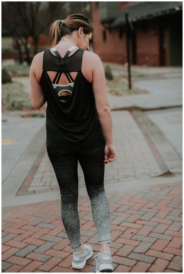 On the Run * Lou What Wear